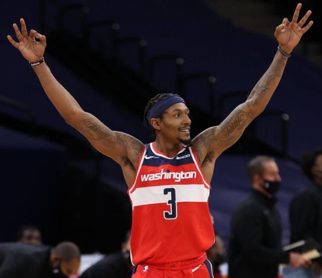 ‘Show Time’ radical: Steph Curry quiere su Big Three pese a Doncic