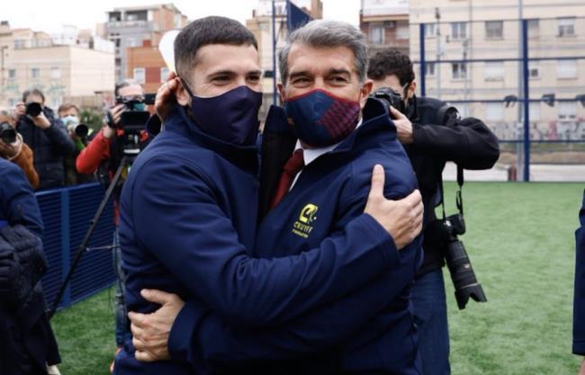 Joan Laporta saca el hacha: a Jordi Alba se suman otros 3 defensas en ...