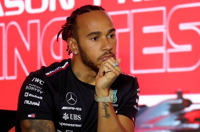 Será viral durante 5 meses de infarto: Mercedes recula con Hamilton y ...