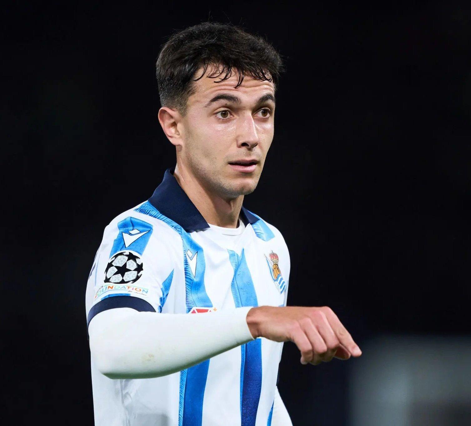 Sergio Busquets se sorprende con su heredero en La Roja: pasaría de ...